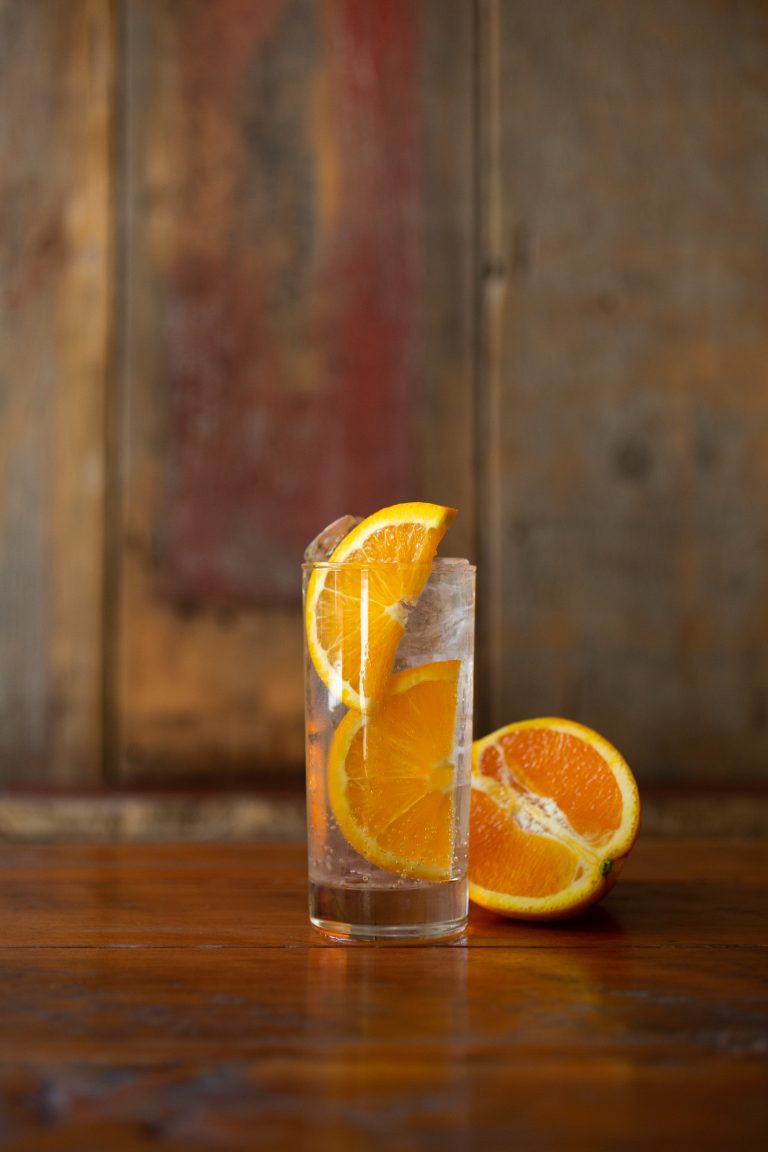 TRÄ•KÁL & TONIC – TRÄ•KÁL